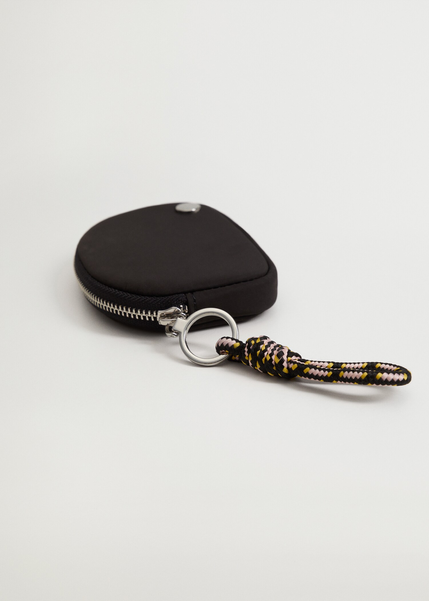 Quilted coin purse with knot - Woman | MANGO Vietnam