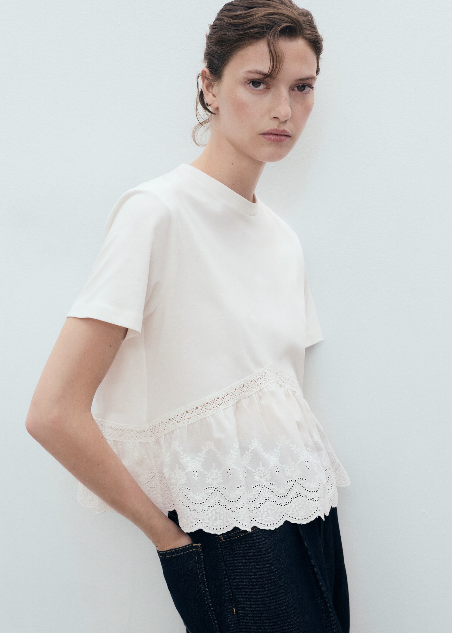 Embroidered ruffle t-shirt - Women | MANGO USA