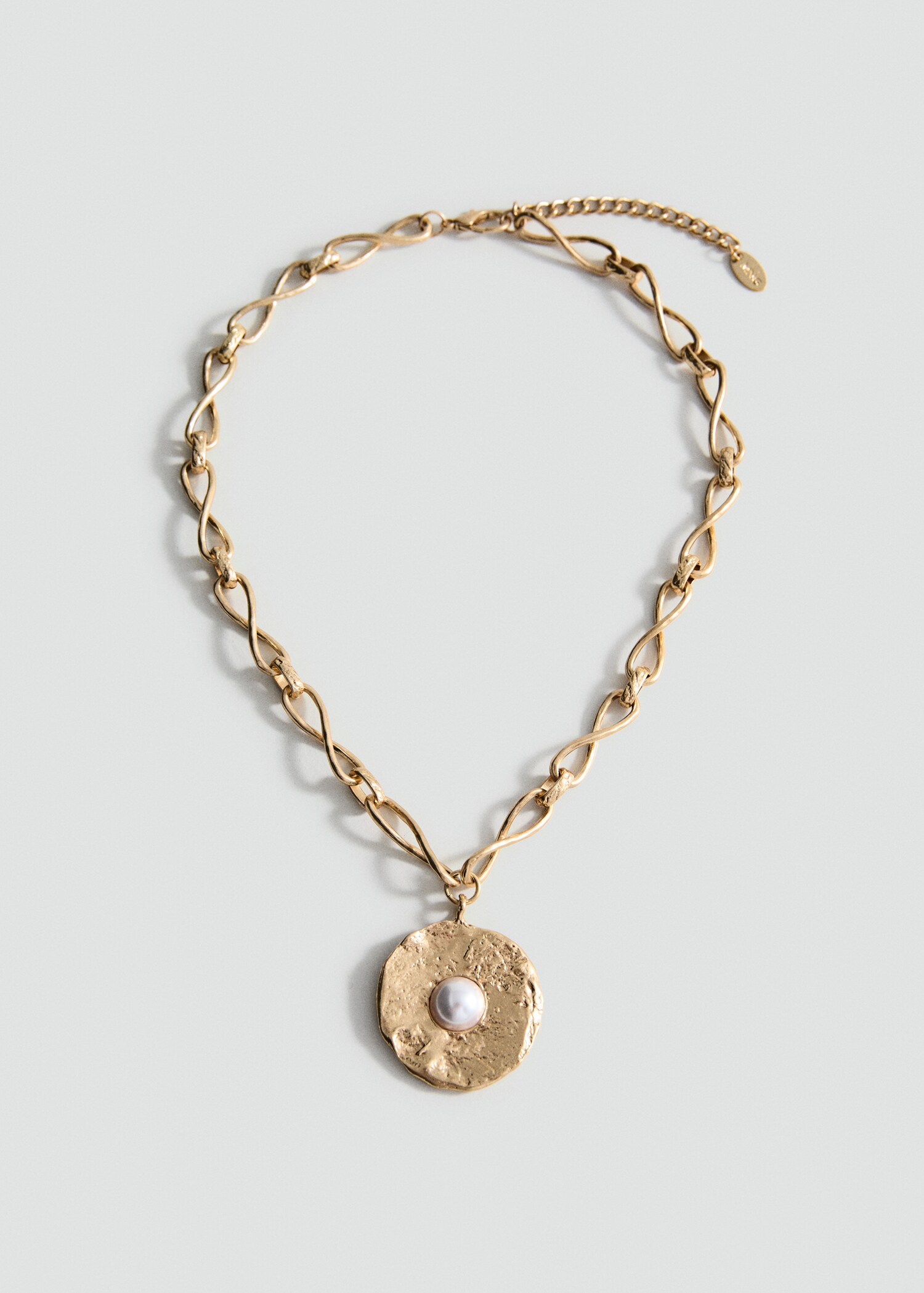 Combined circle pendant necklace - Women | MANGO USA