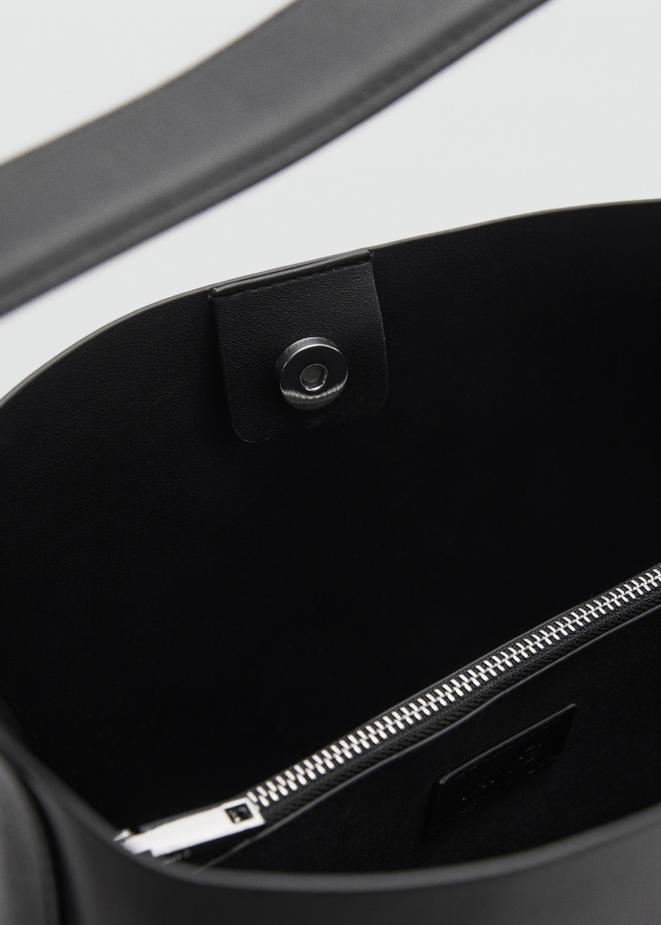 Bucket bag with buckle - Women | MANGO USA