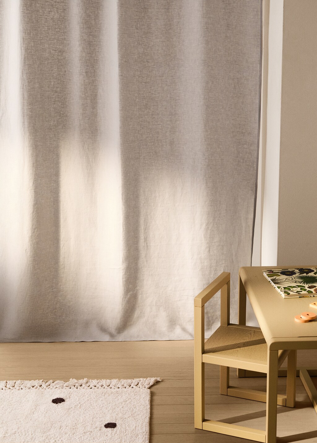 Linen curtain with hemstitch details - Home | MANGO Cyprus (Euros)