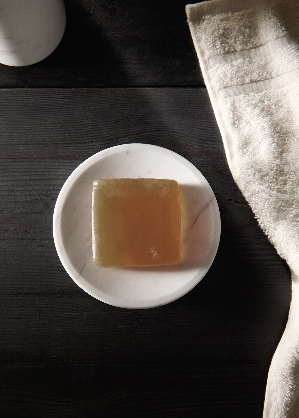 Plain marble soap dish - Home | MANGO Malta