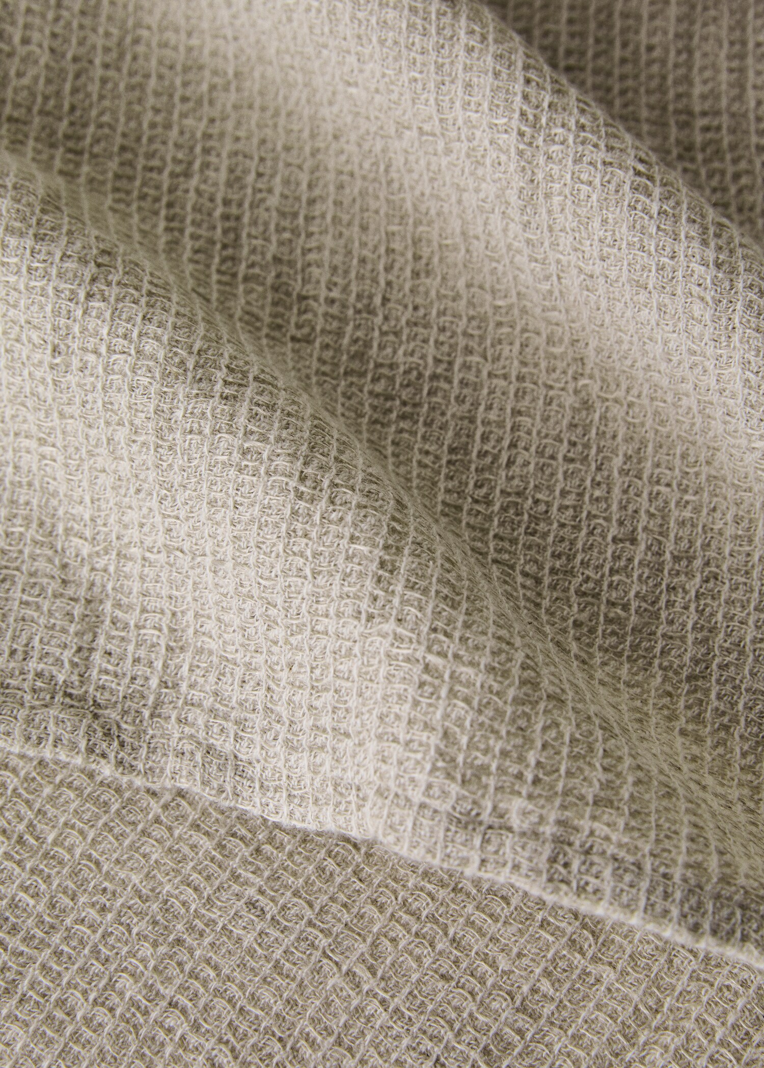 Mini waffle washbasin towel - Home | MANGO Lithuania