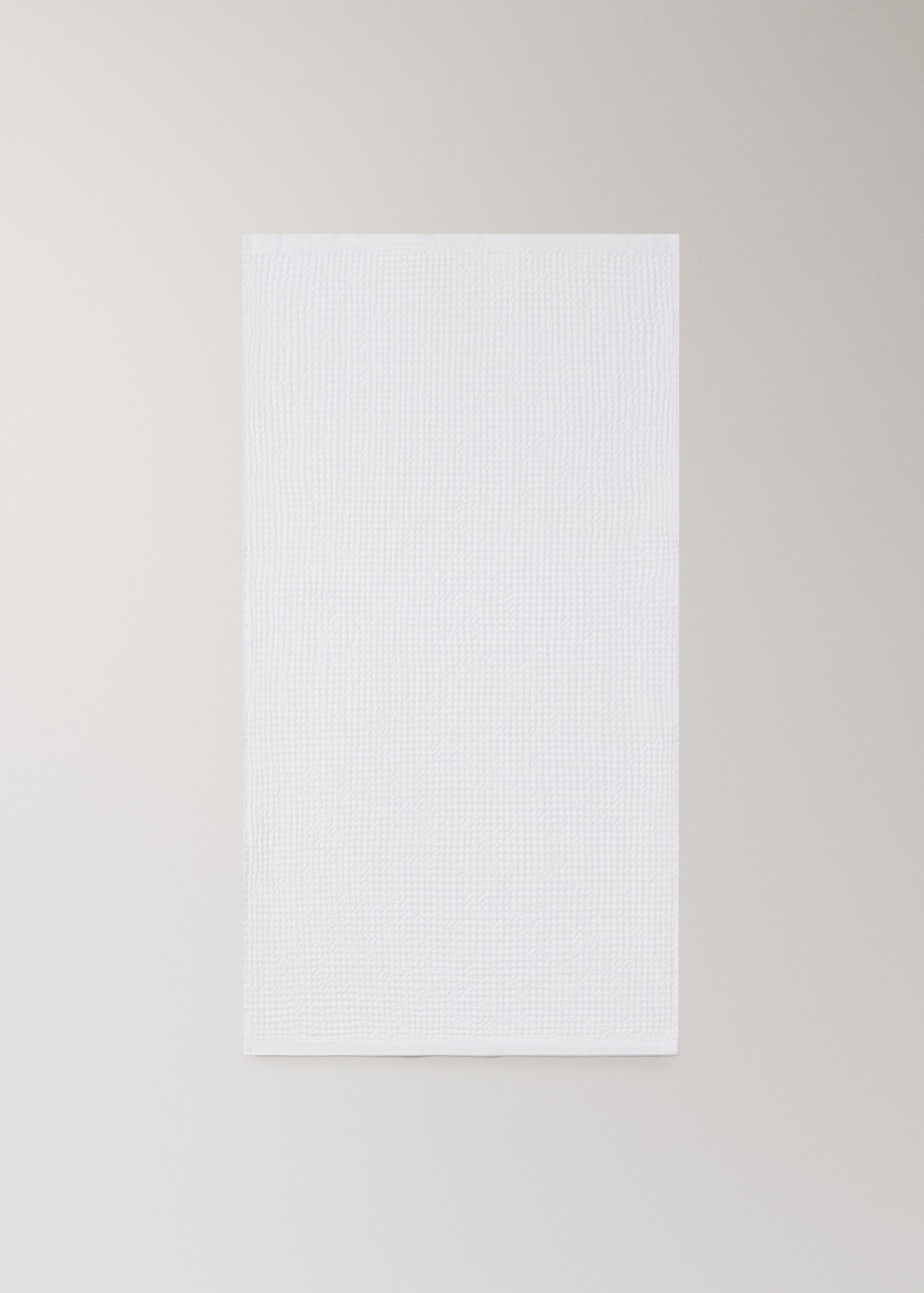 Waffle cotton washbasin towel - Home | MANGO Romania