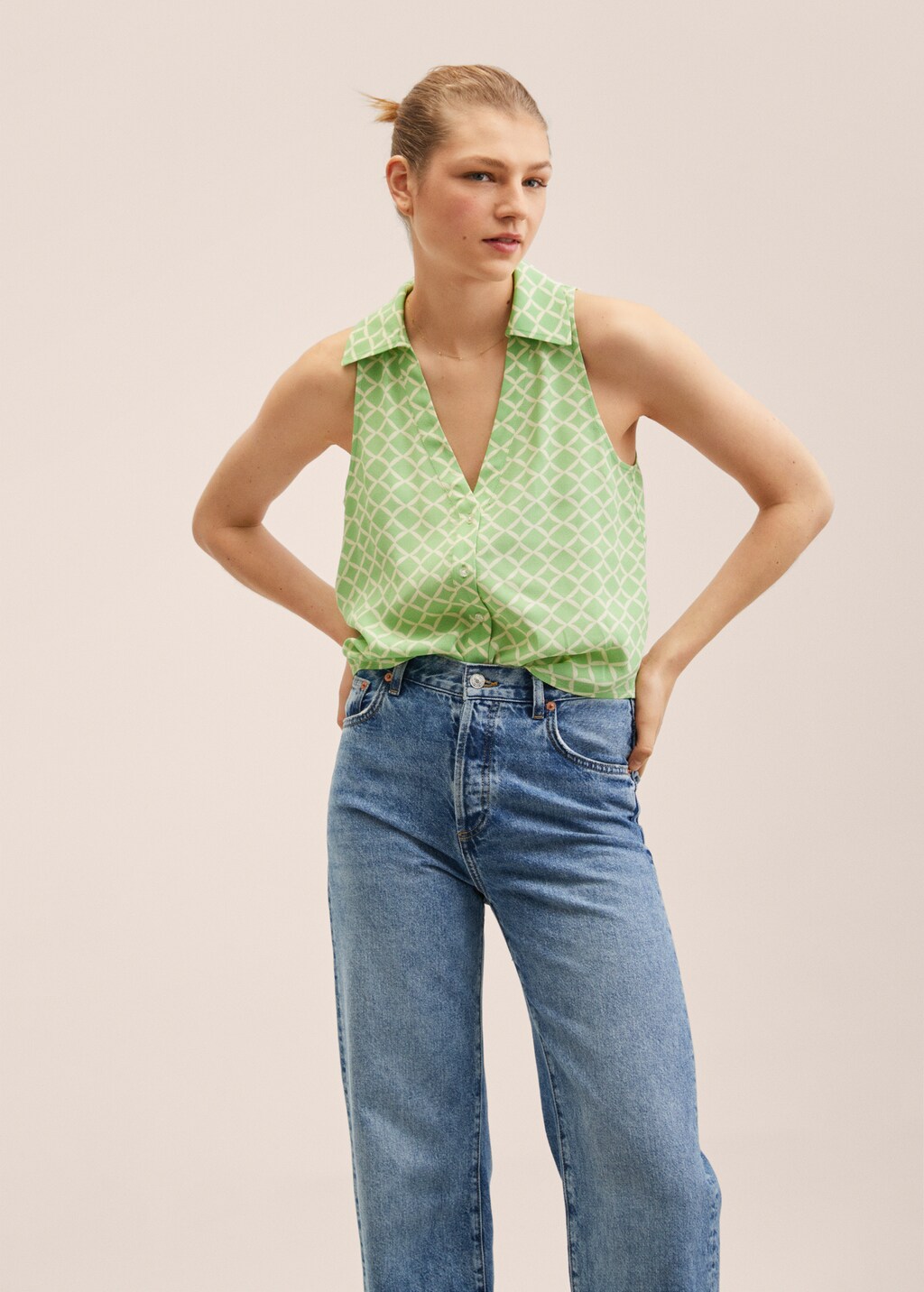 Flowy printed blouse - Women | MANGO Montenegro
