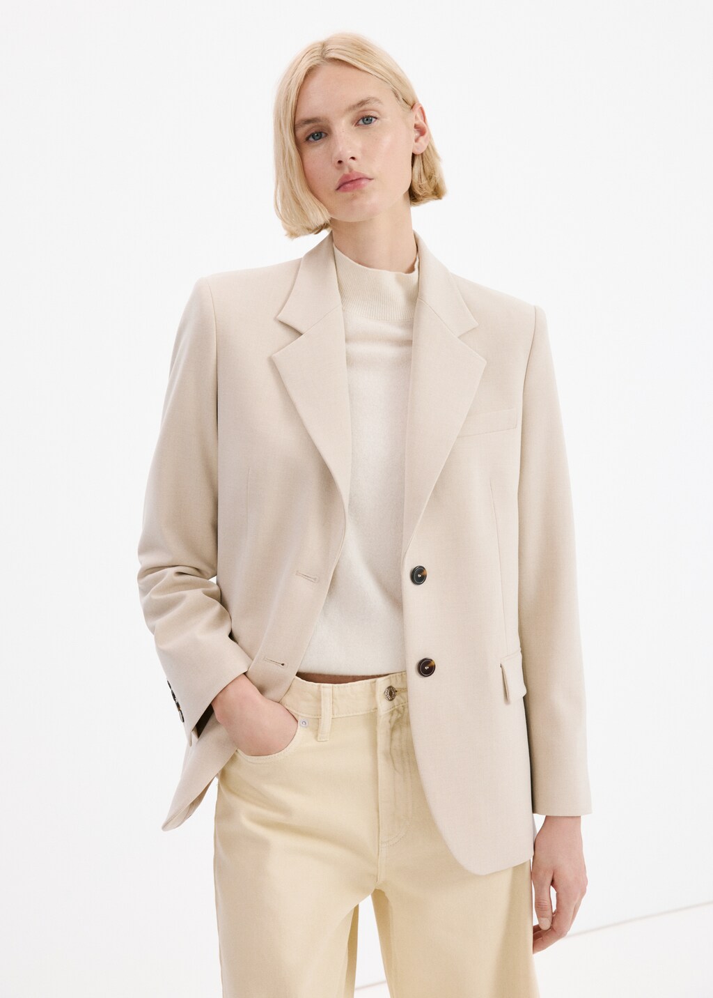 Wide leg mid-rise jeans - Women | MANGO Hong Kong SAR of China