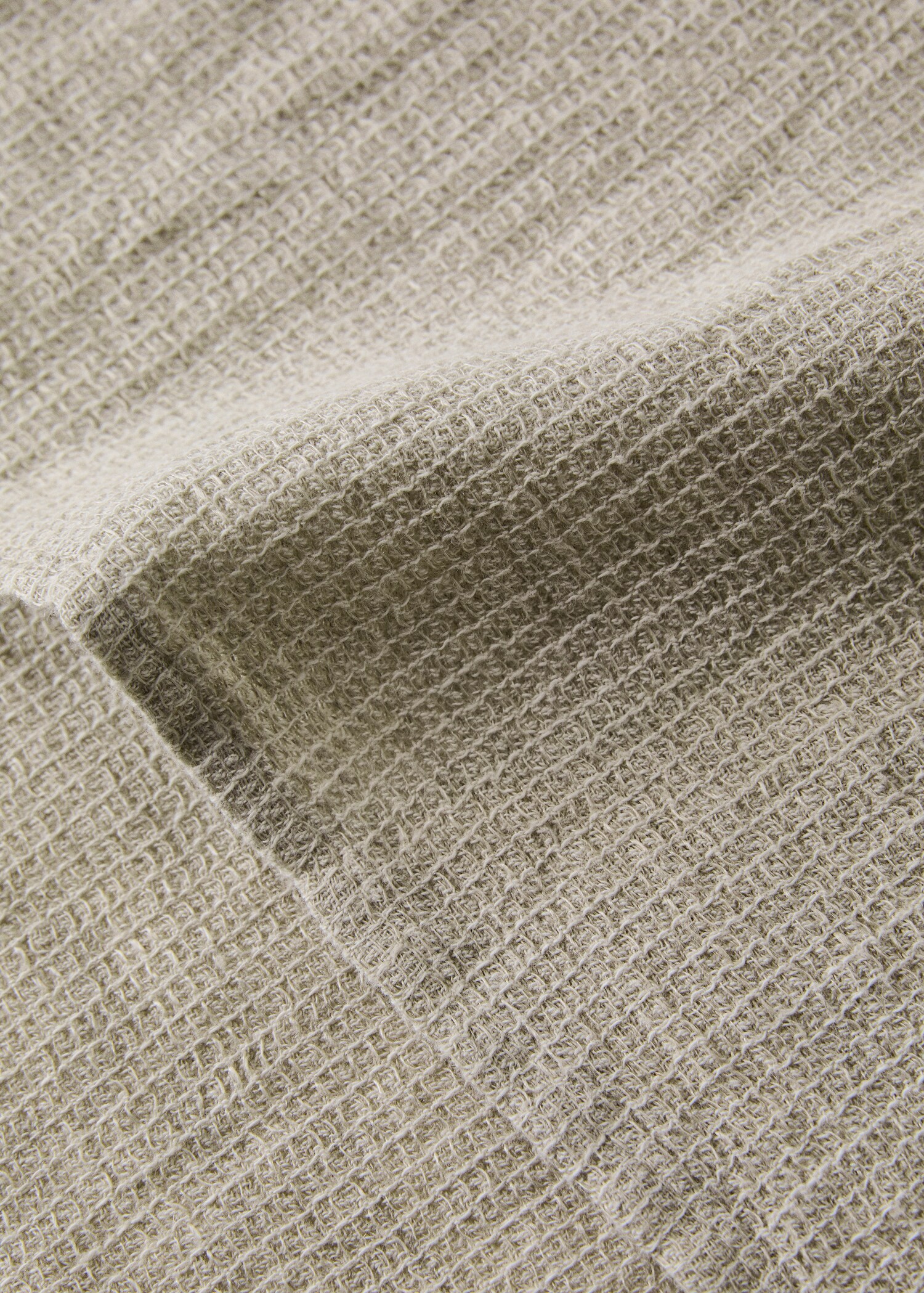 Mini waffle hand towel - Home | MANGO Romania