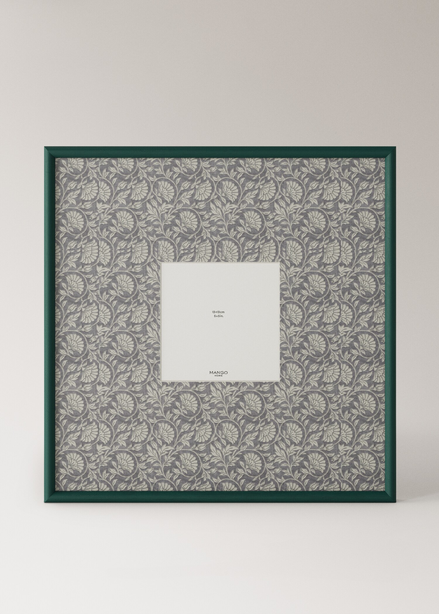 Portafotos marco contraste estampado floral extra grande - Home | MANGO ...