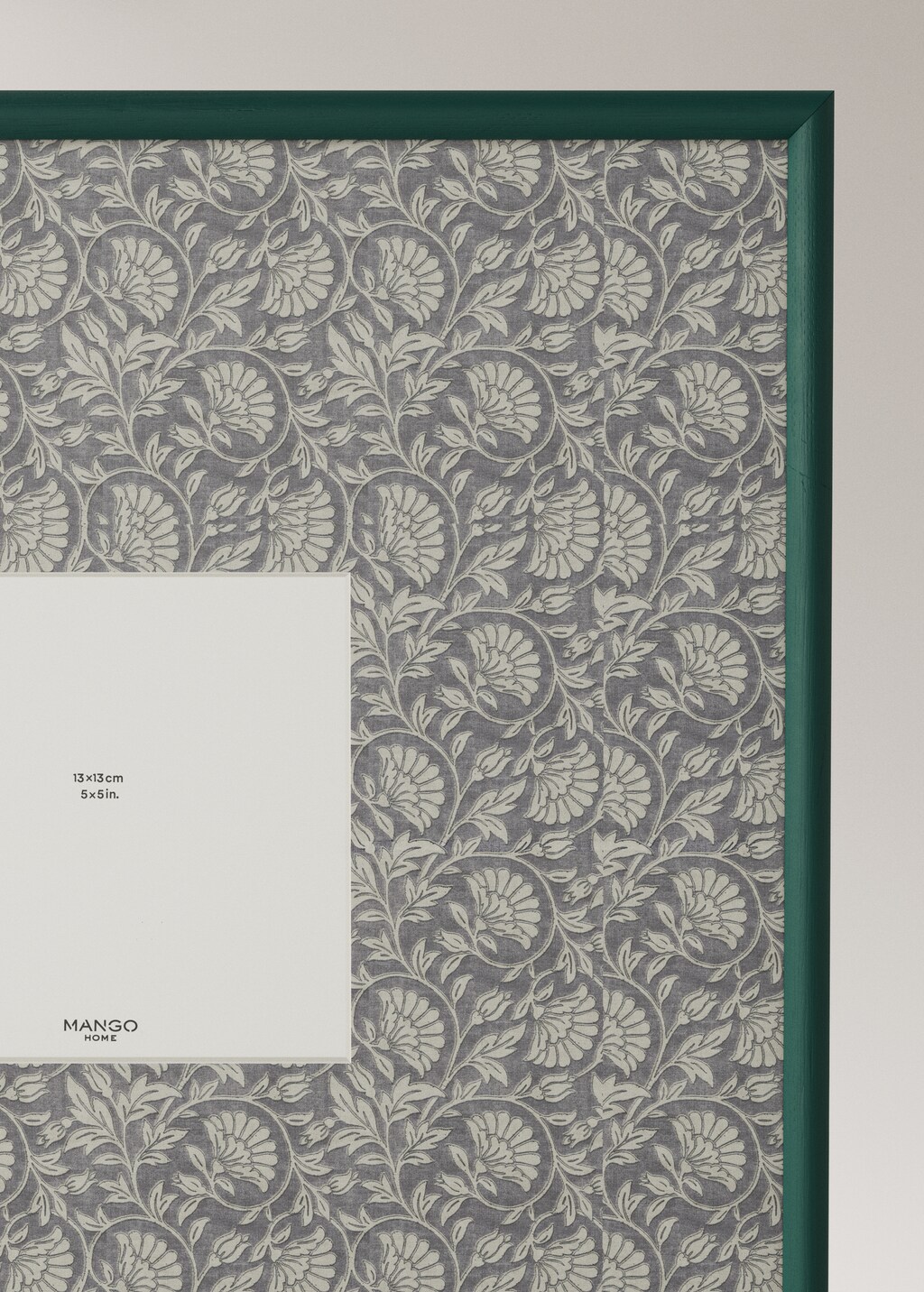 Fotoram .-- aquasqua - Home | MANGO Sweden