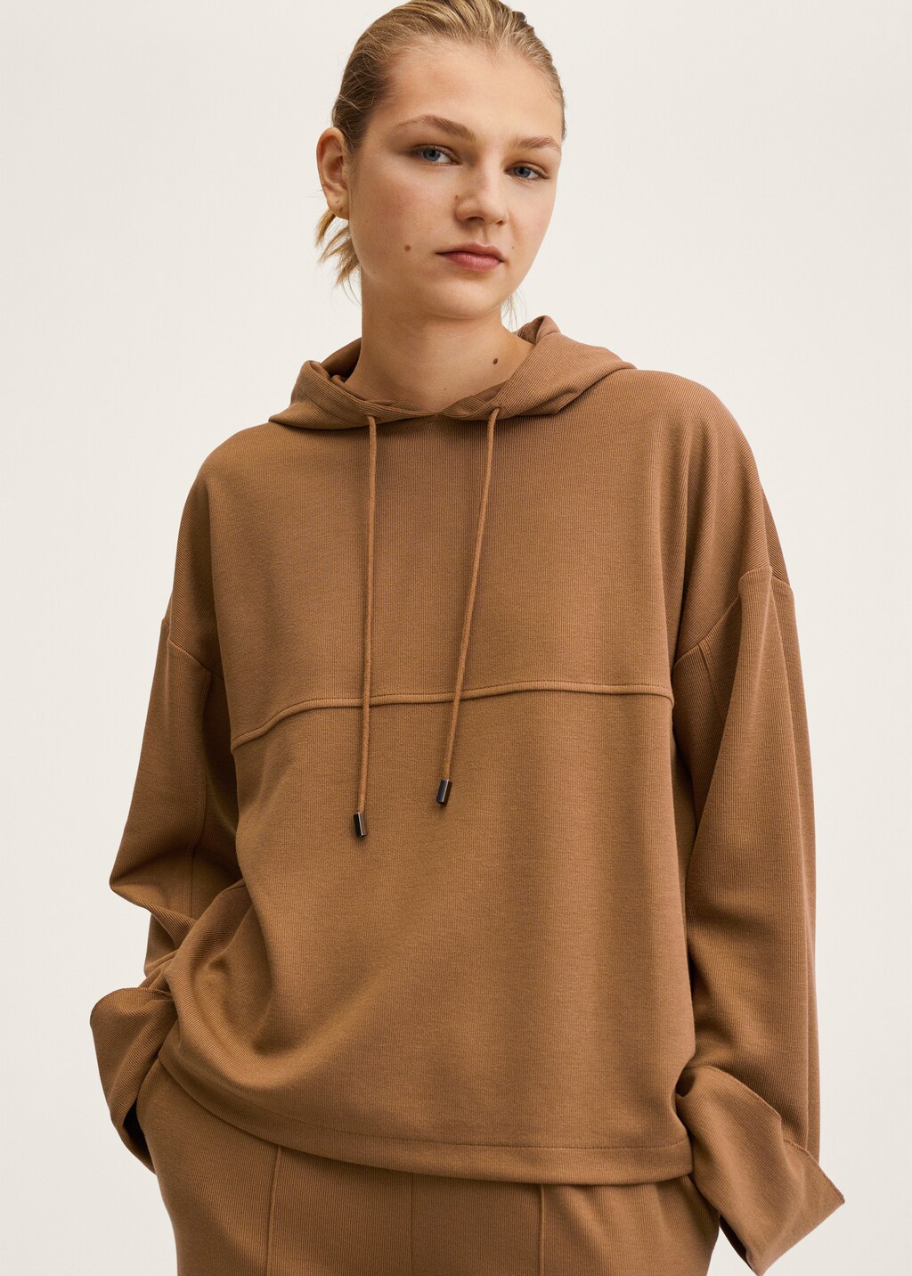 Oversized hoodie - Women | MANGO Armenia