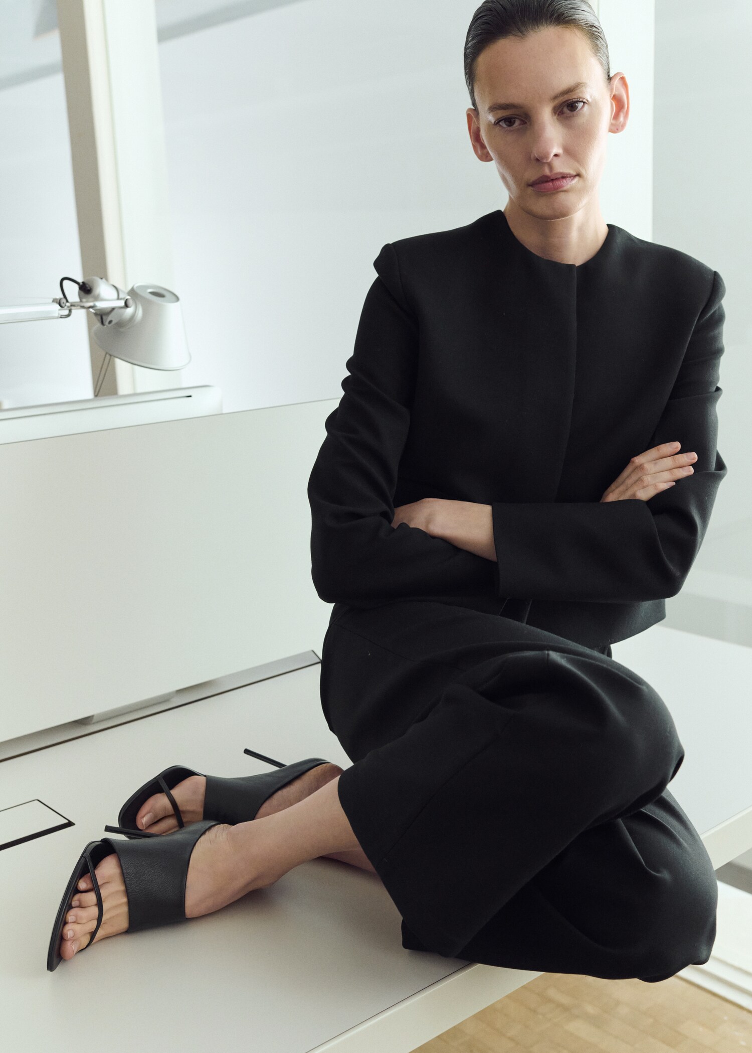 Pantalón traje tiro medio - Mujer | MNG Guatemala