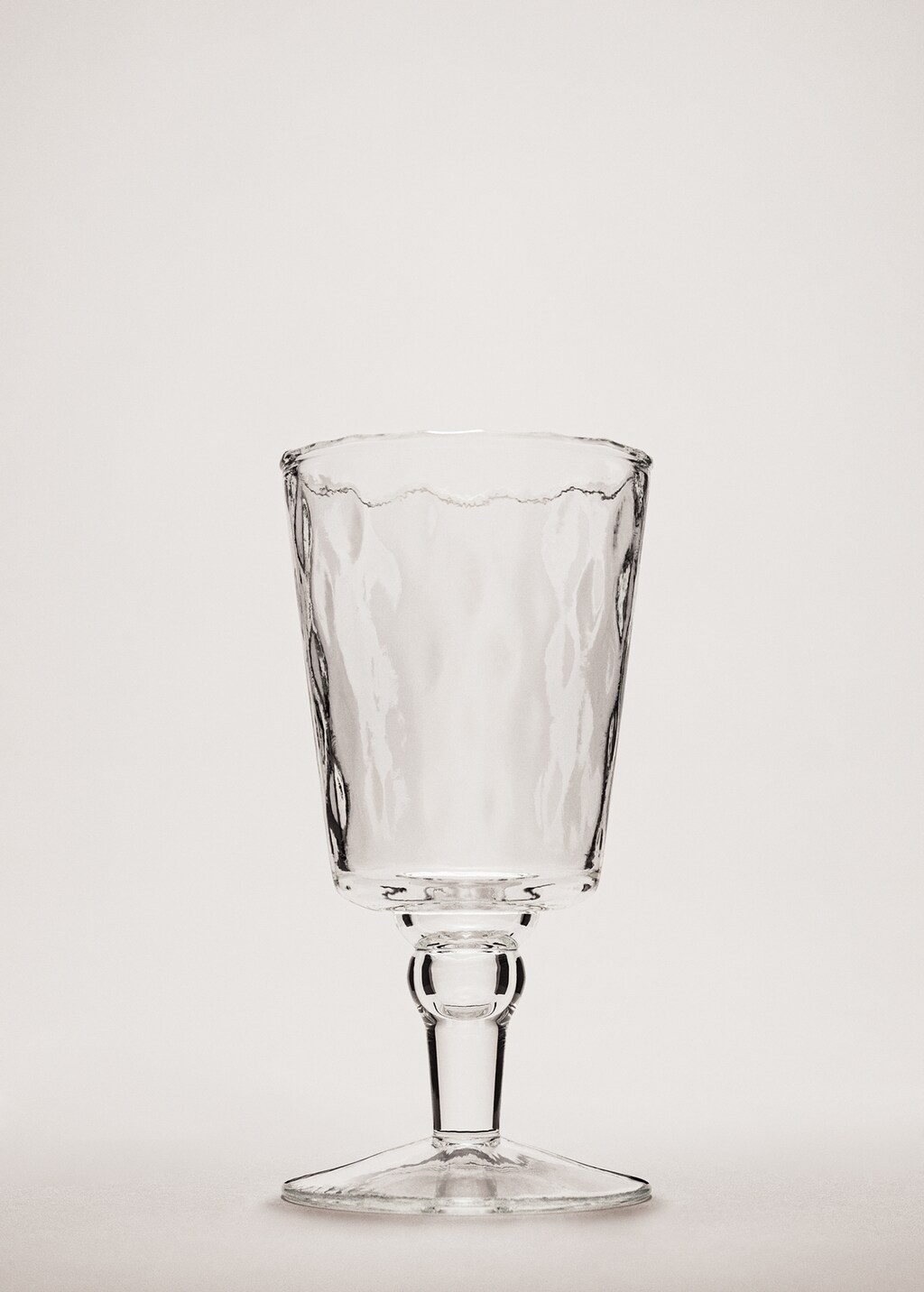 Stettglass i klart glass med relieff - Home | MANGO Norway