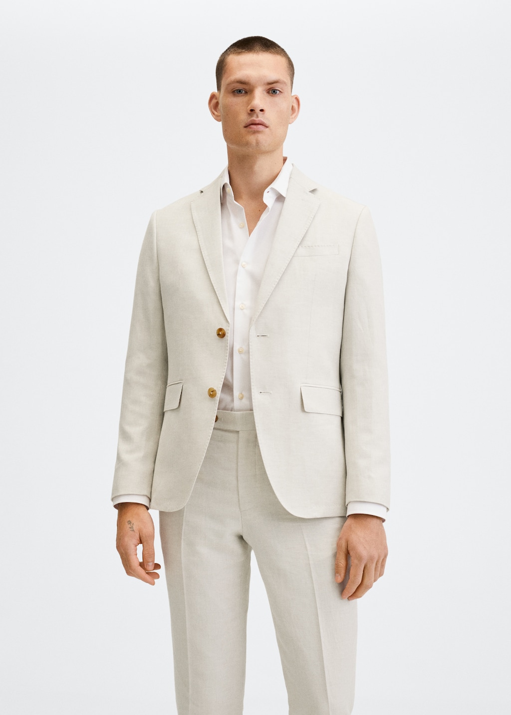 Костюмный пиджак Slim Fit изо льна Мужчины Mango Россия Российская
