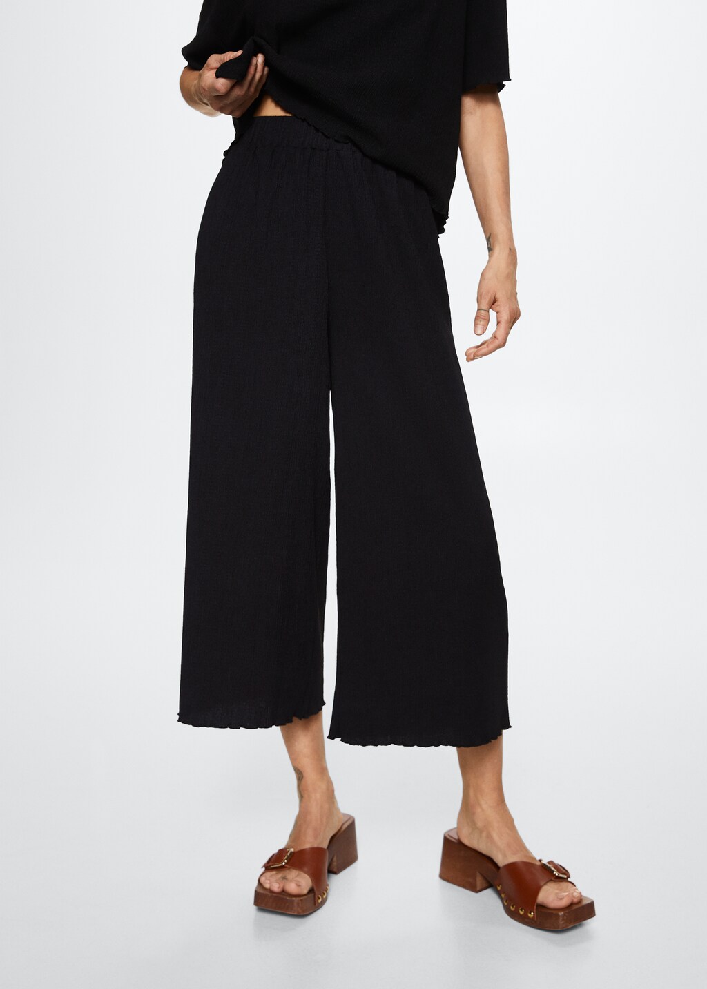 Fluid culotte trouser - Woman | MANGO Montenegro