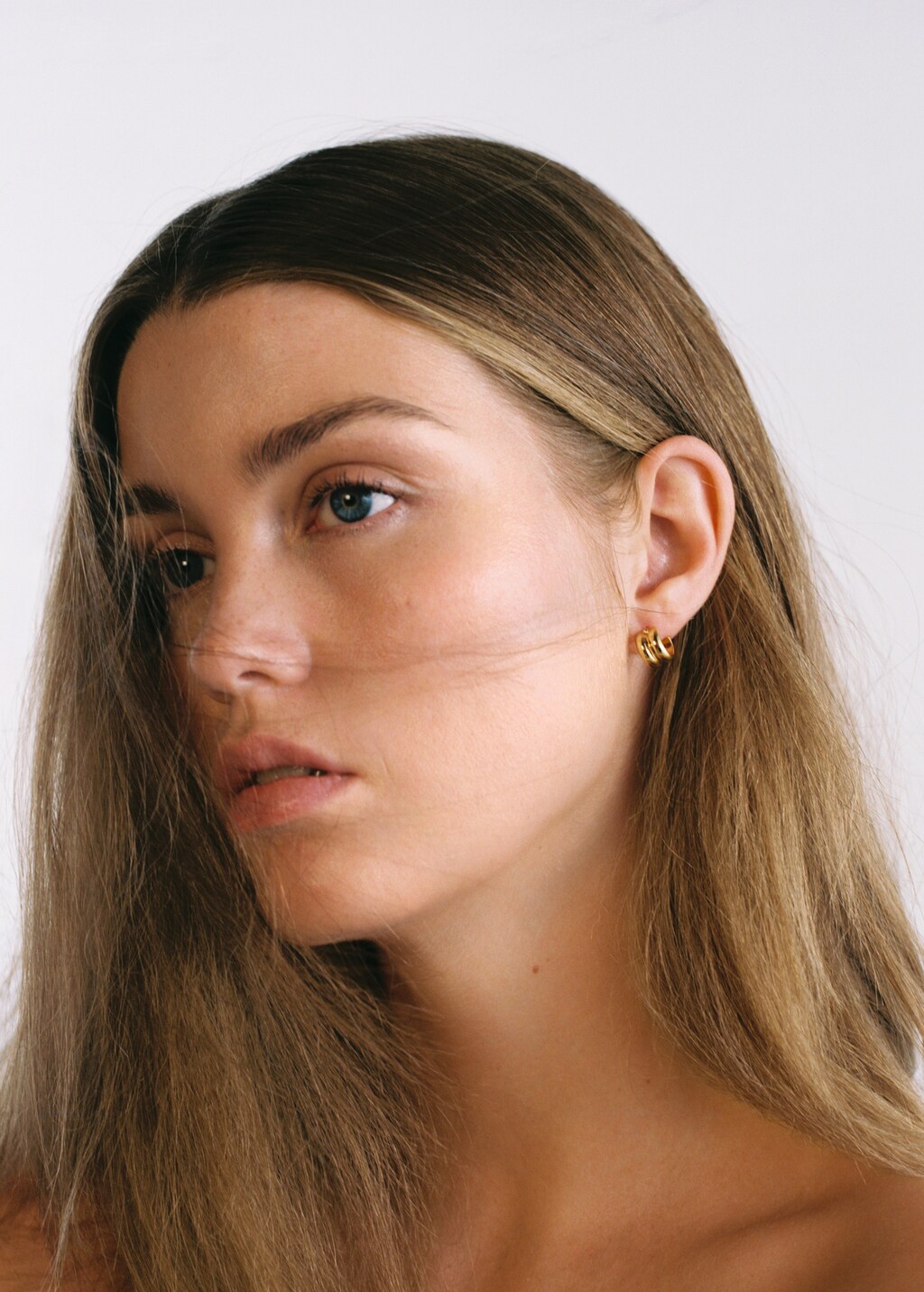 Set of hoop earrings - Women | MANGO China