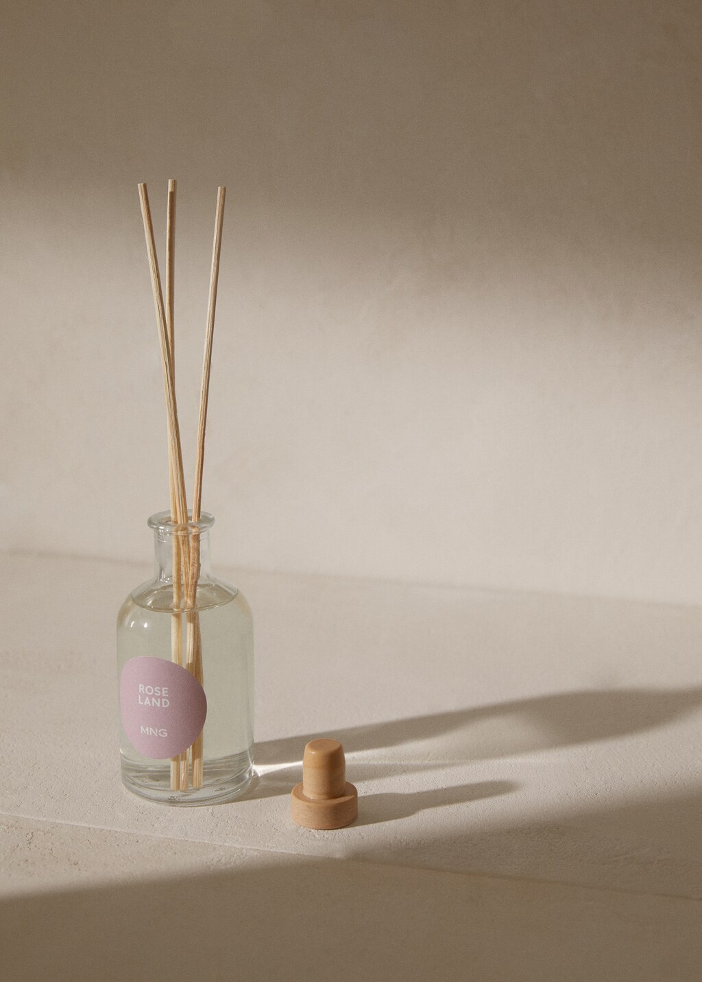 Rose Land diffuser sticks - Home | MANGO Pakistan