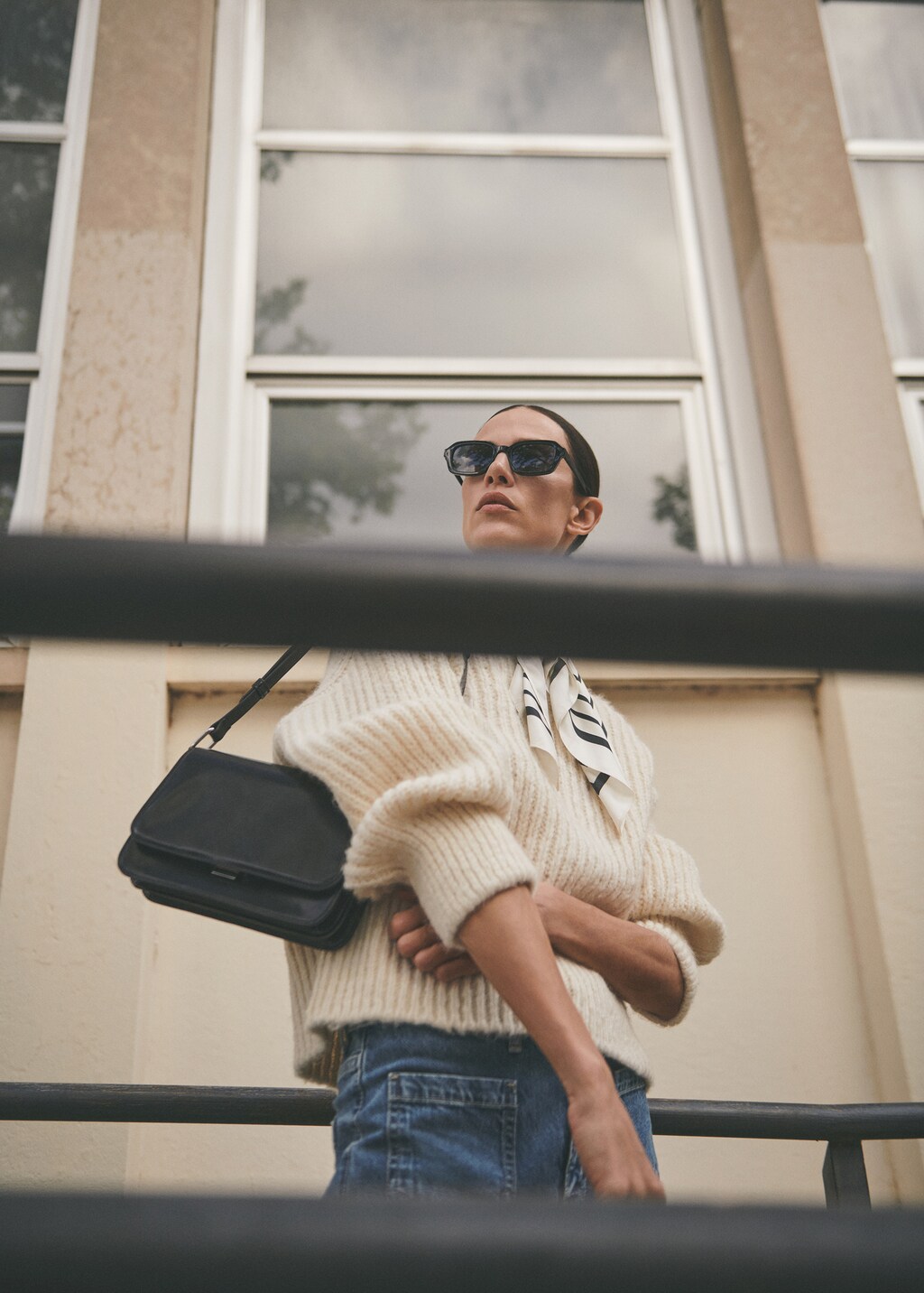 Shoulder bag with strap - Woman | MANGO Iraq