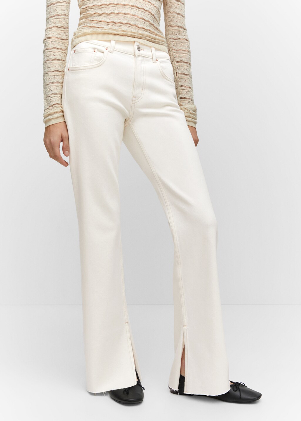 Medium-rise straight jeans with slits - Women | MANGO Georgia