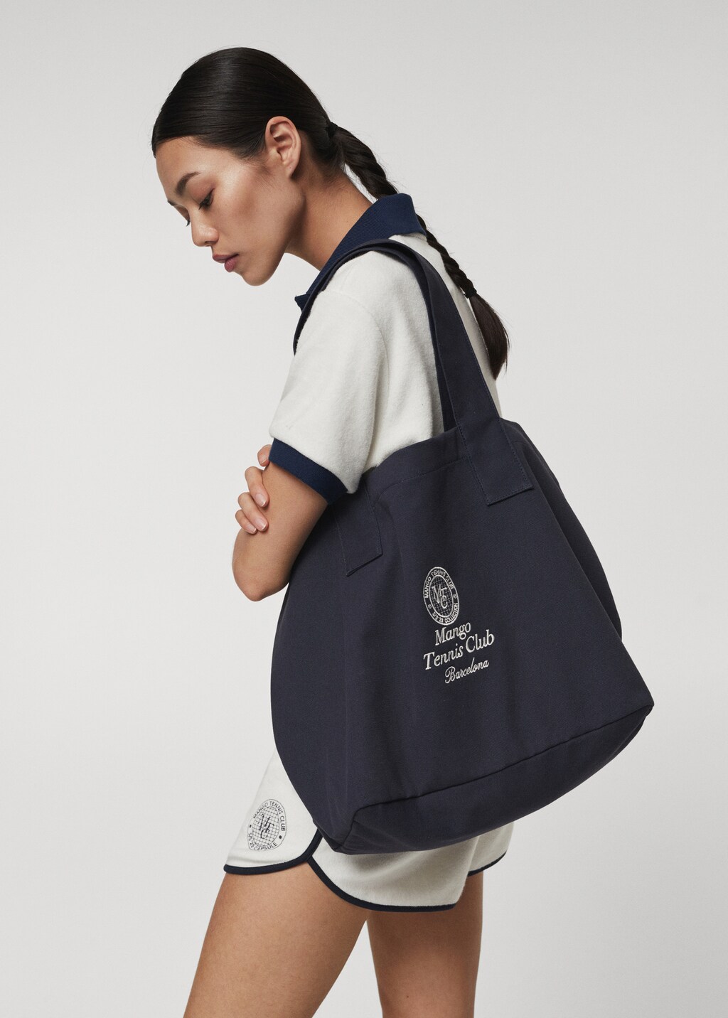 Embroidered tote bag - Women | MANGO Syria