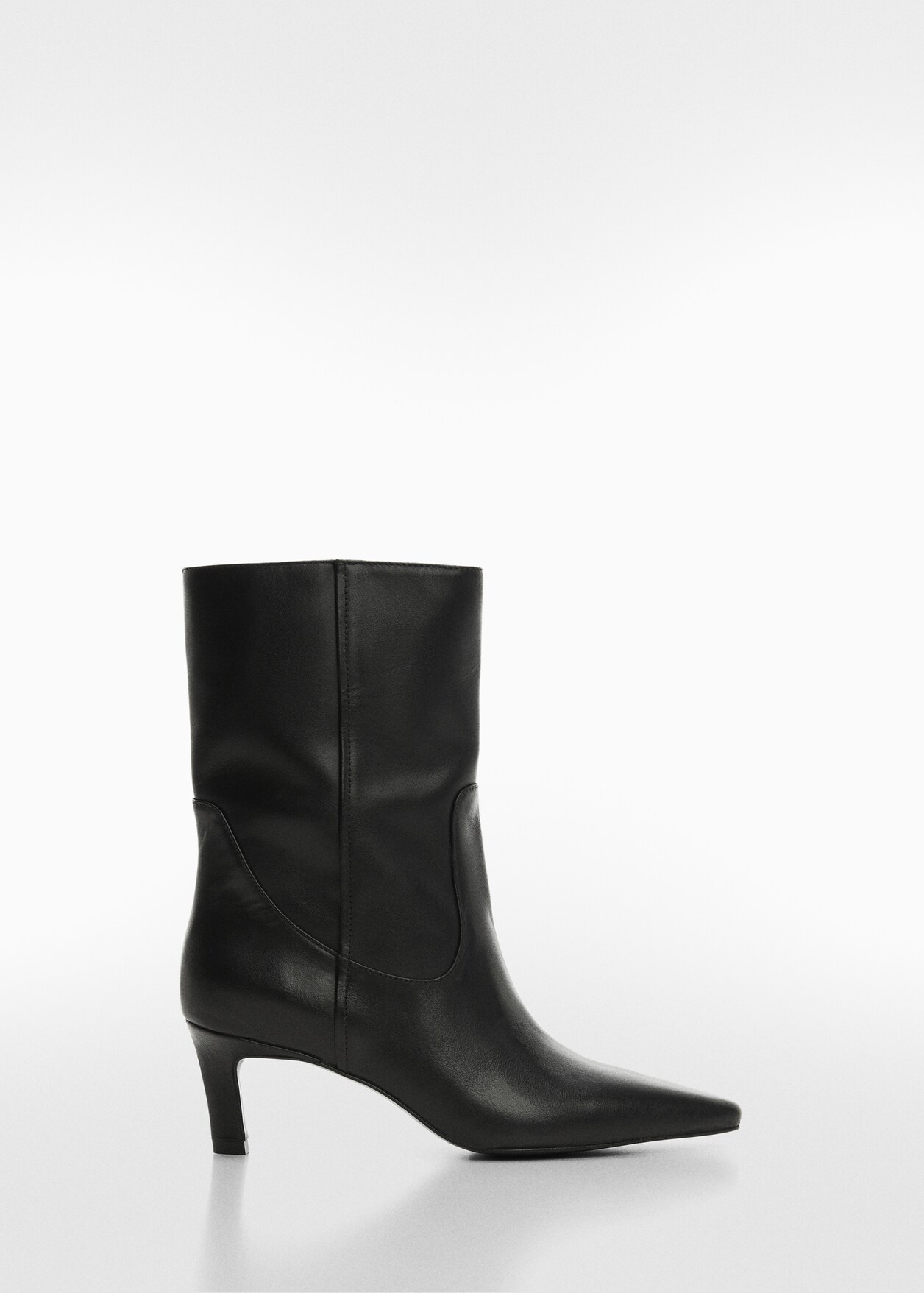 Leather boots with kitten heels - Women | MANGO USA