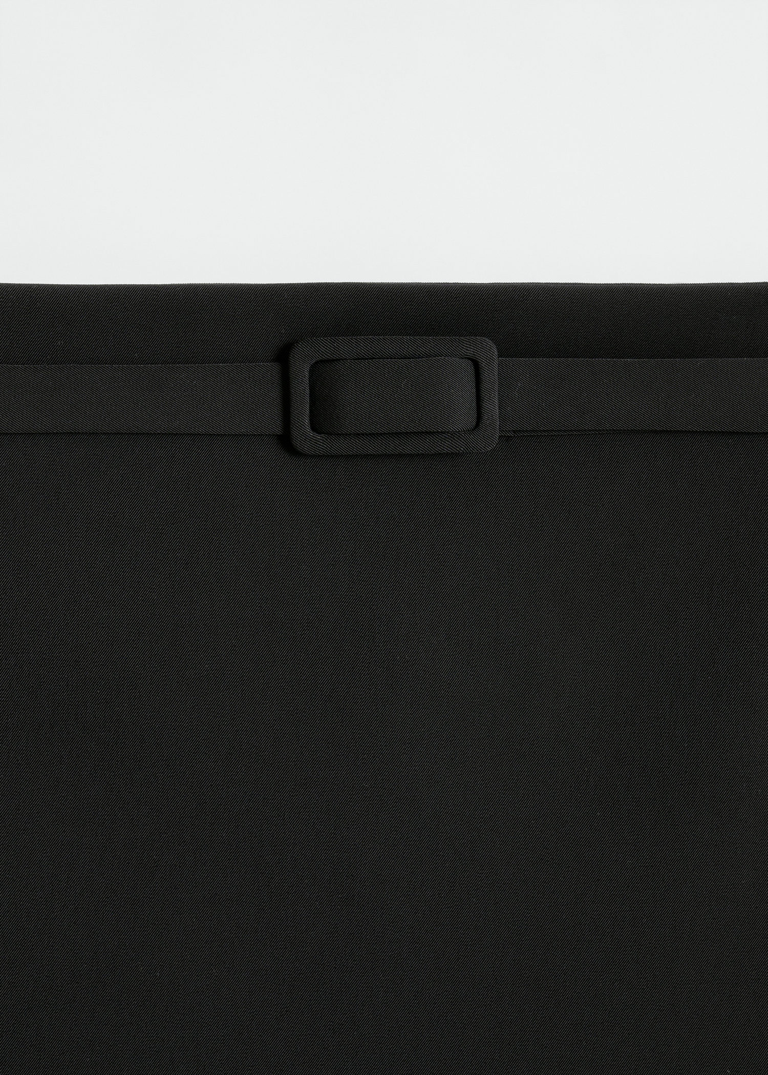 Pencil belt skirt | MANGO