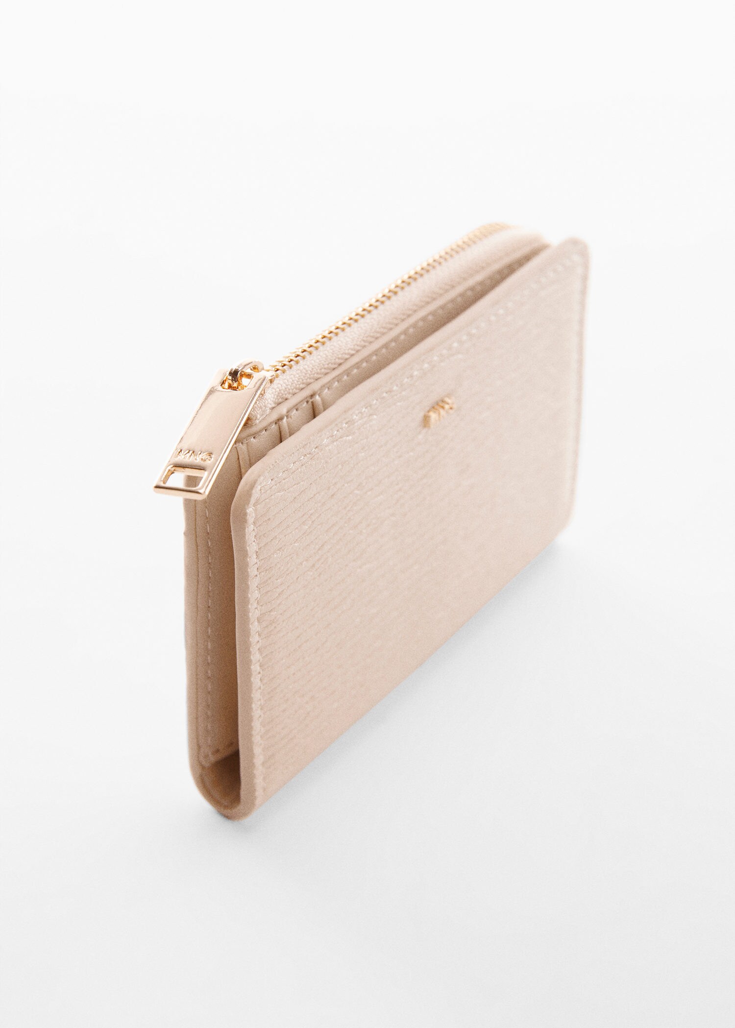 Textured wallet with embossed logo | MANGO