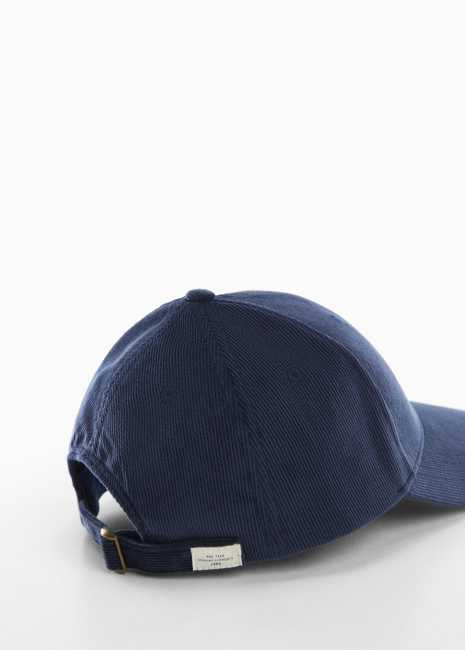 Embroidered message cap | MANGO