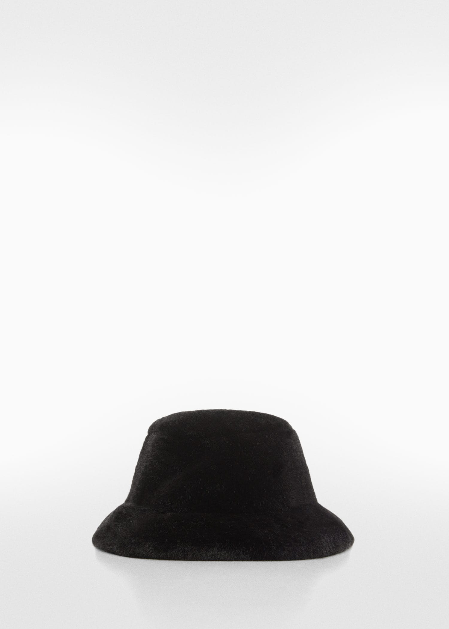 Fur-effect bucket hat | MANGO