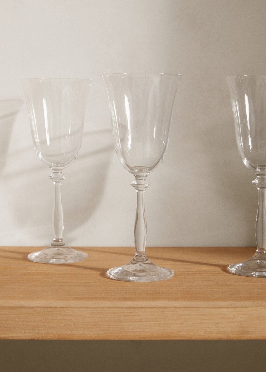 Glass basic goblet - Home | MANGO United Kingdom