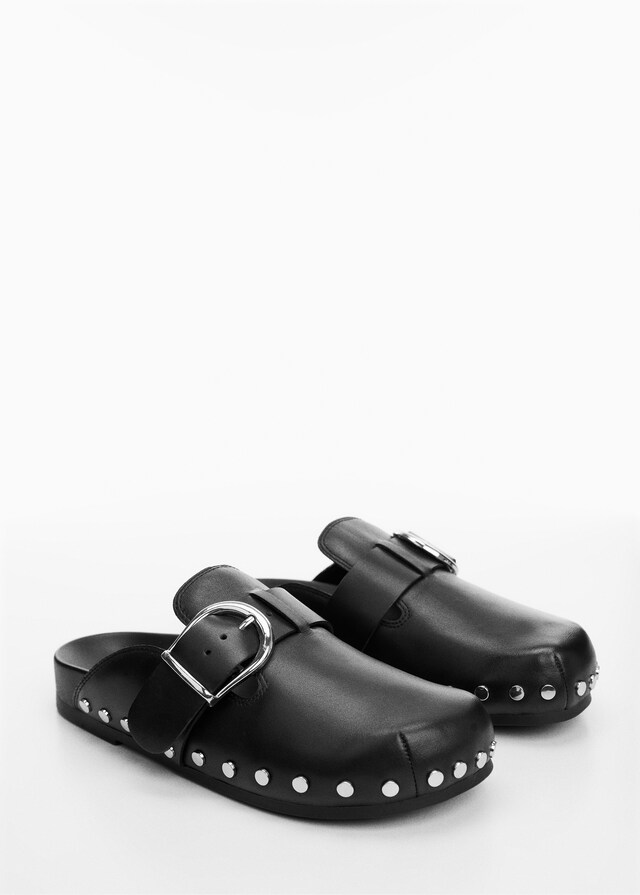 Studded leather clog - Woman | MANGO USA