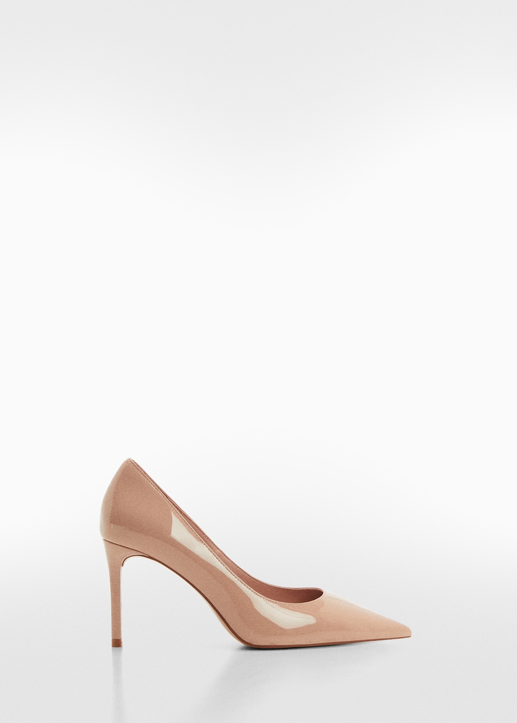 Pointed toe heel shoes