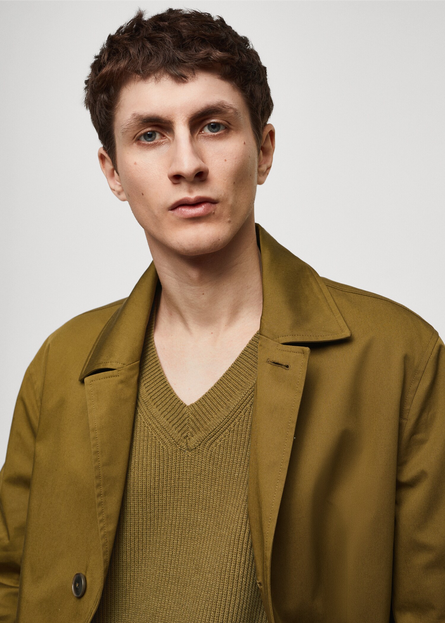 Relaxed-fit cotton trench coat - Men | MANGO USA