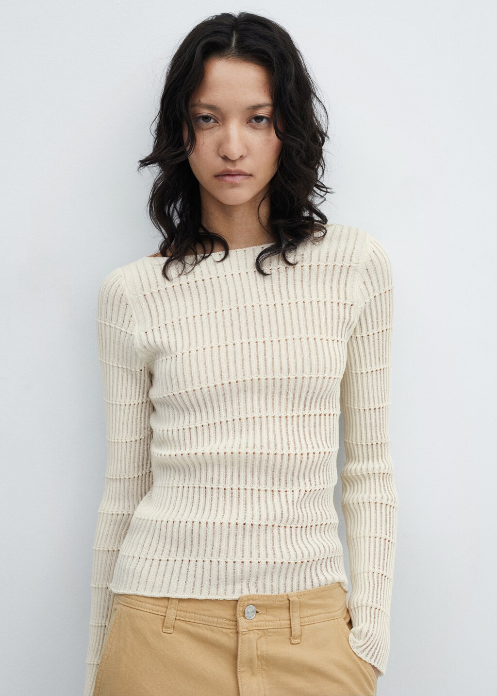 Unstitched knitted sweater - Woman | MANGO Moldova