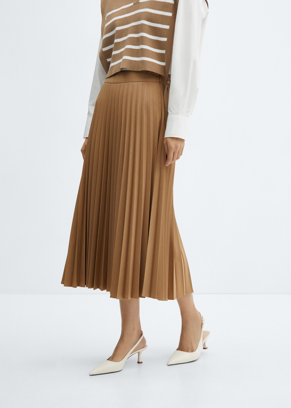 Pleated midi skirt | MANGO Iraq