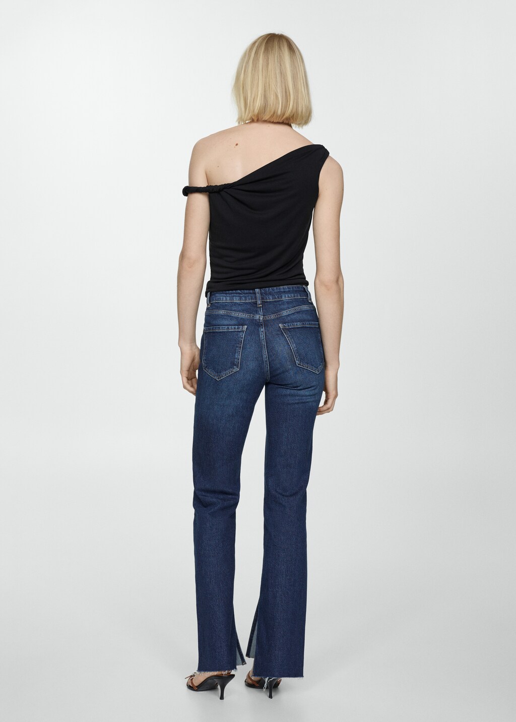 Medium rise straight jeans with slits Women MANGO Niger