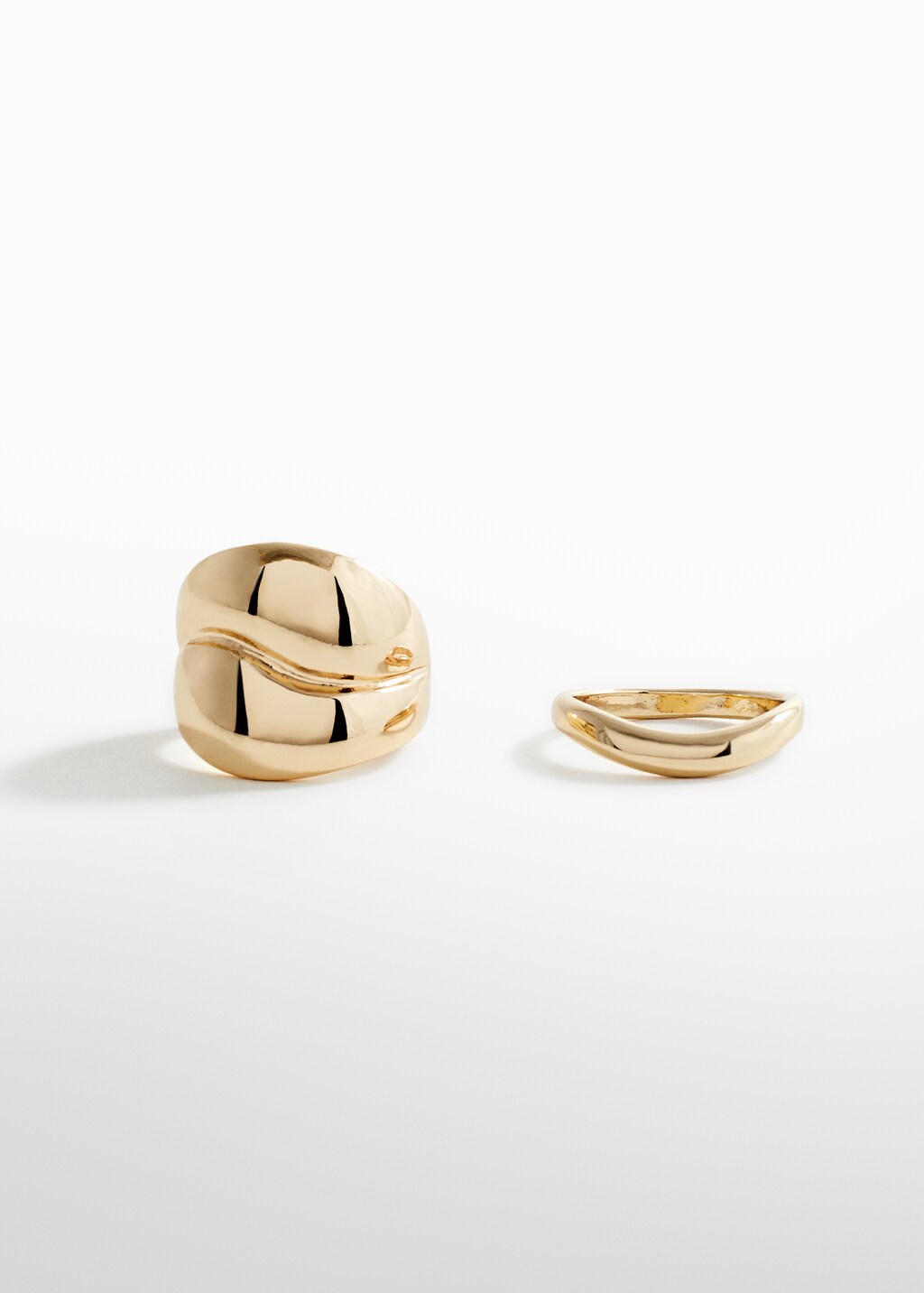 Set of combination rings