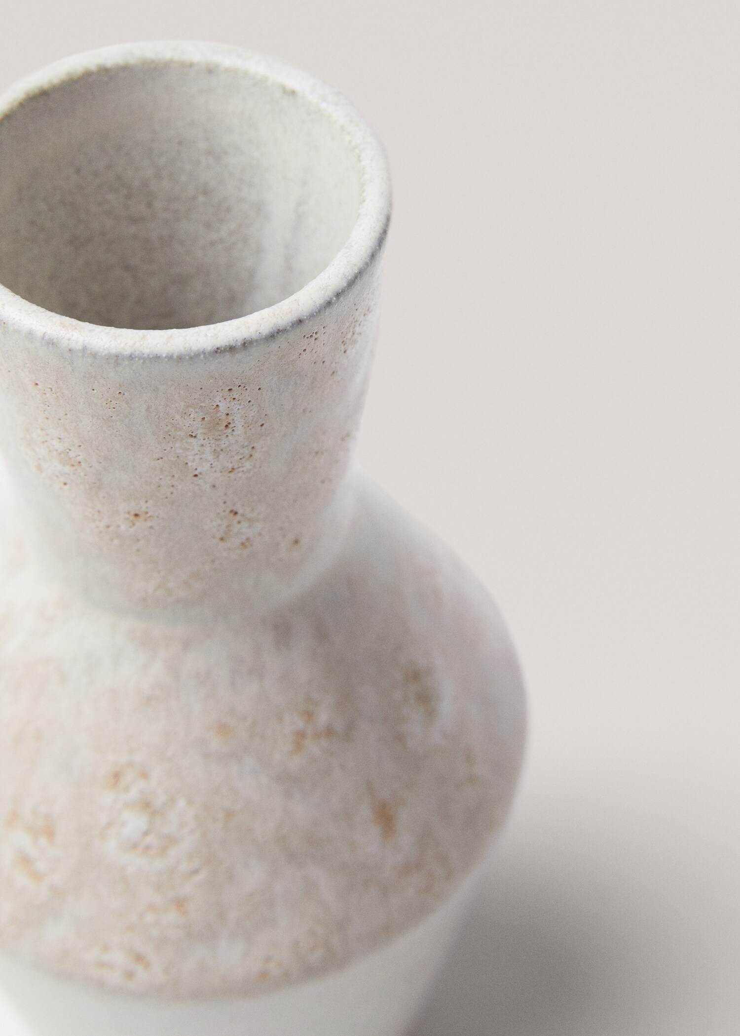 Vase bluey
