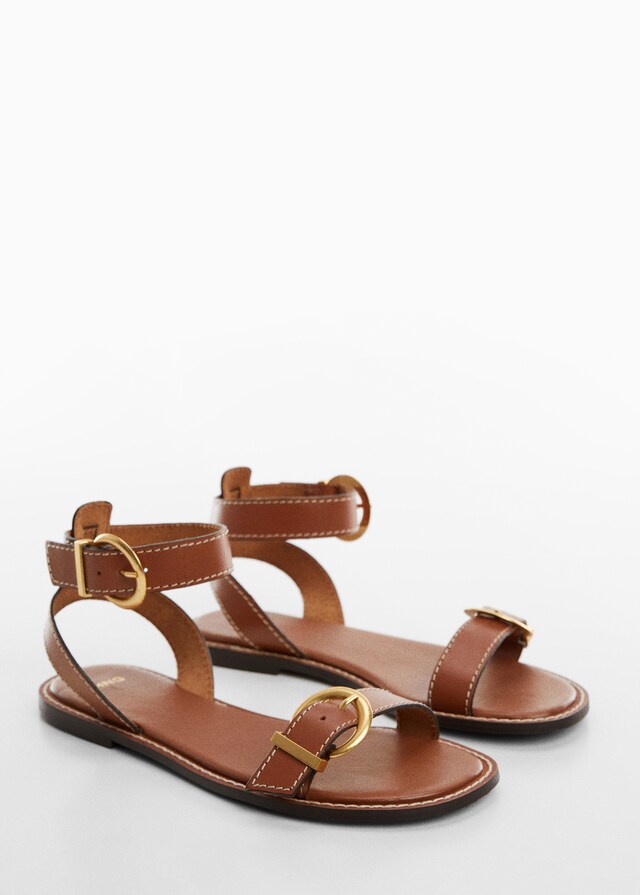 Leather straps sandals