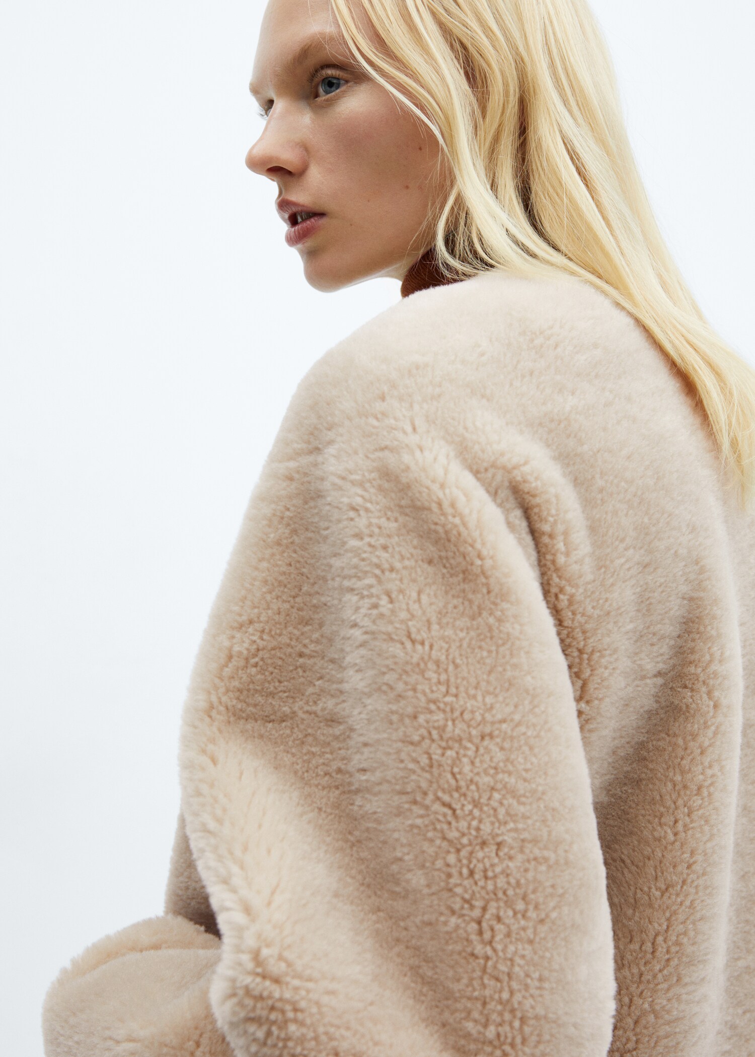 Fur-effect coat with appliqués - Woman | MANGO USA