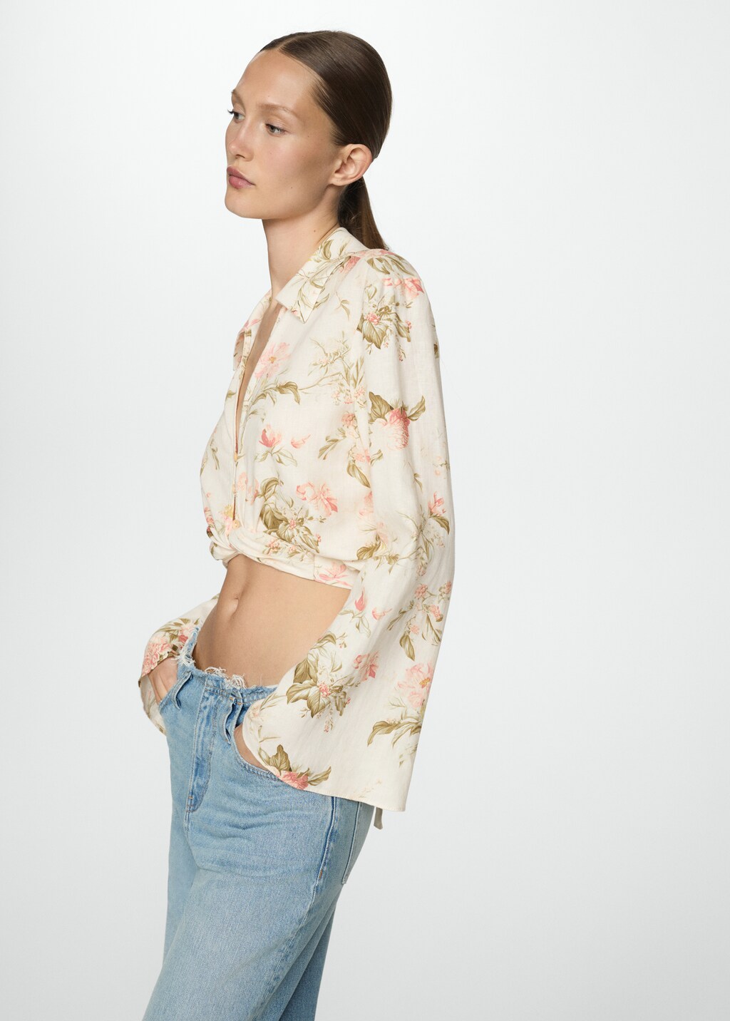 Floral linen-blend blouse - Woman | MANGO New Zealand