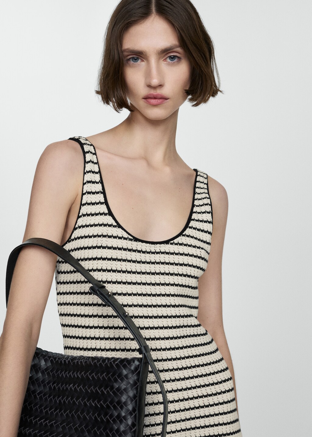 Side slit knit dress - Woman | MANGO USA