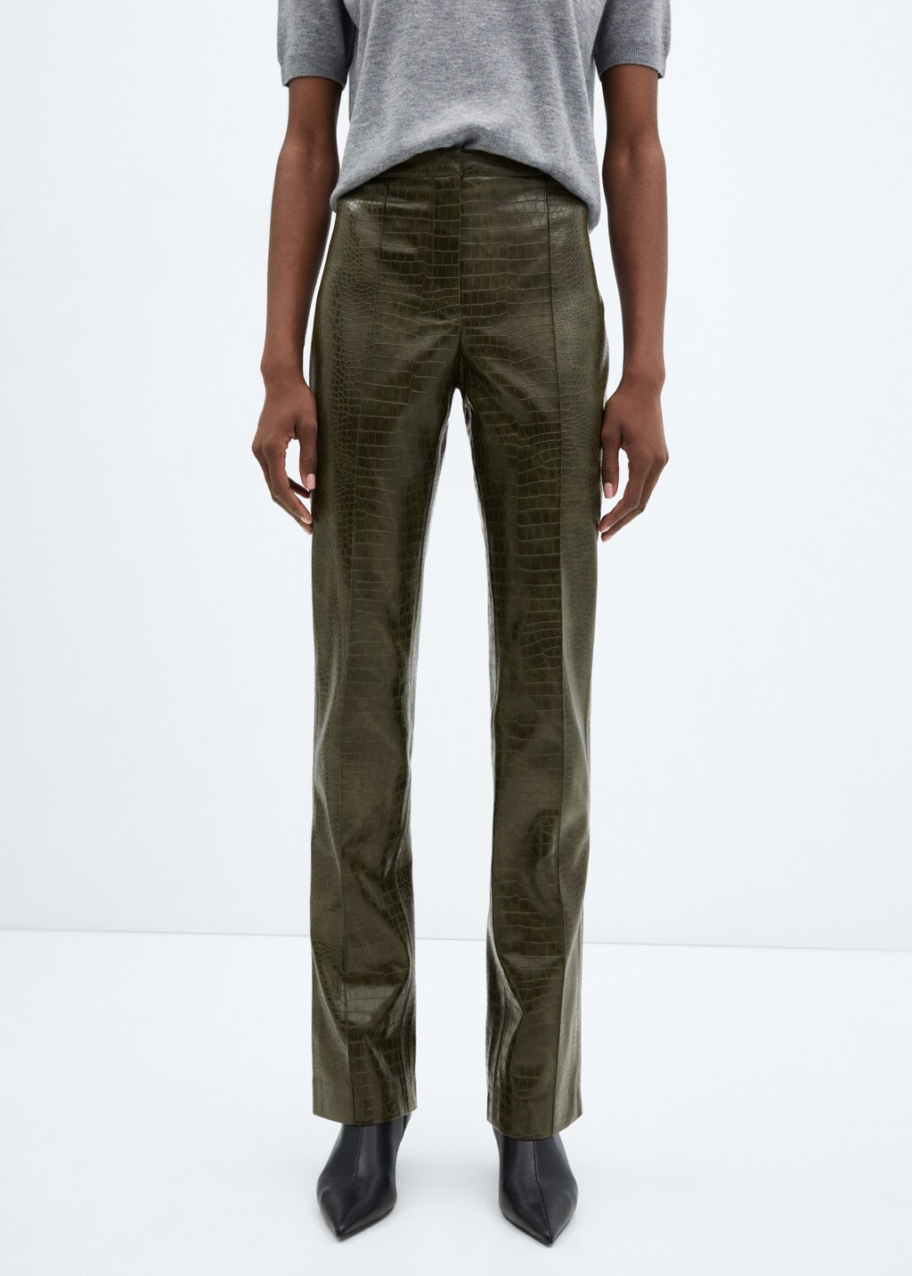 Flare pants with animal print effect - Woman | MANGO Greece