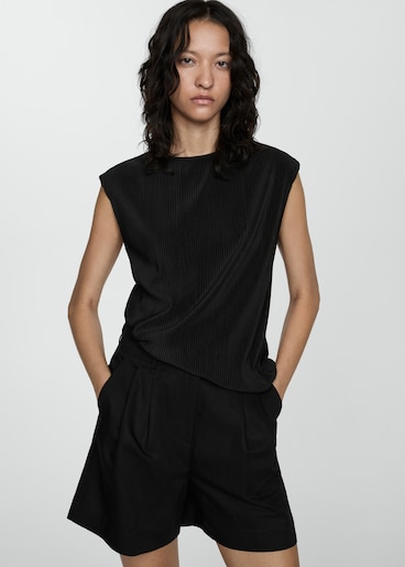 Sleeveless pleated top - Women | MANGO USA
