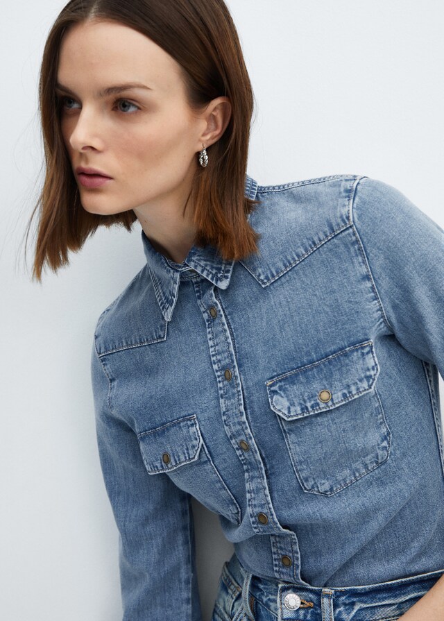 Chest-pocket denim shirt - Woman | MANGO USA