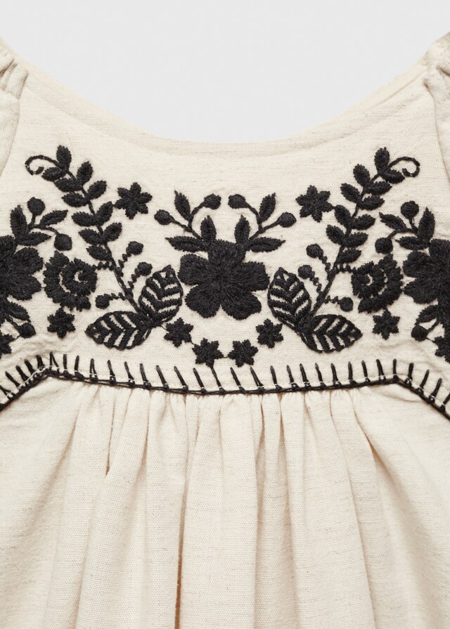 Floral embroidery dress