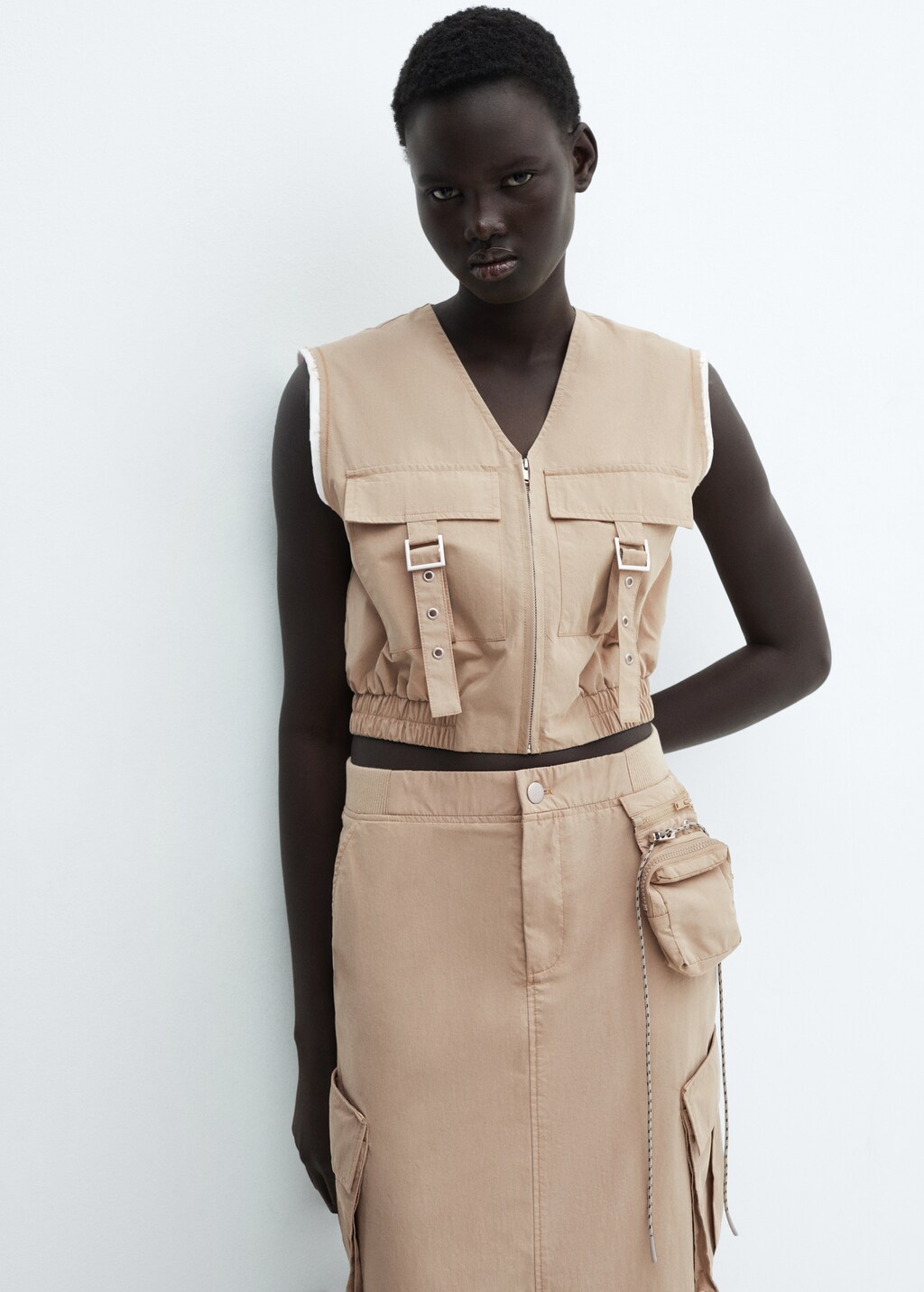 Gilet poches cargo - Femme | MANGO Maroc