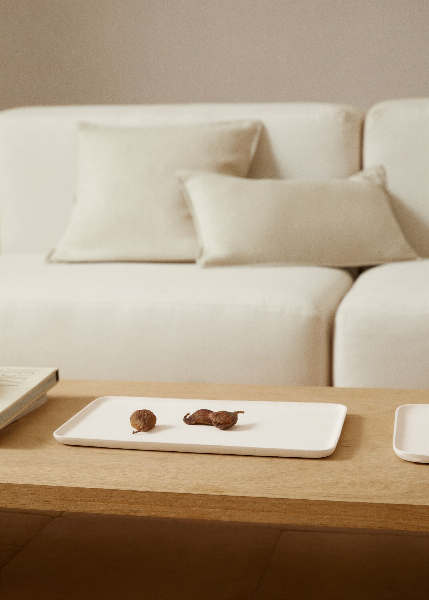 Bedroom decoration 2024 | MANGO USA