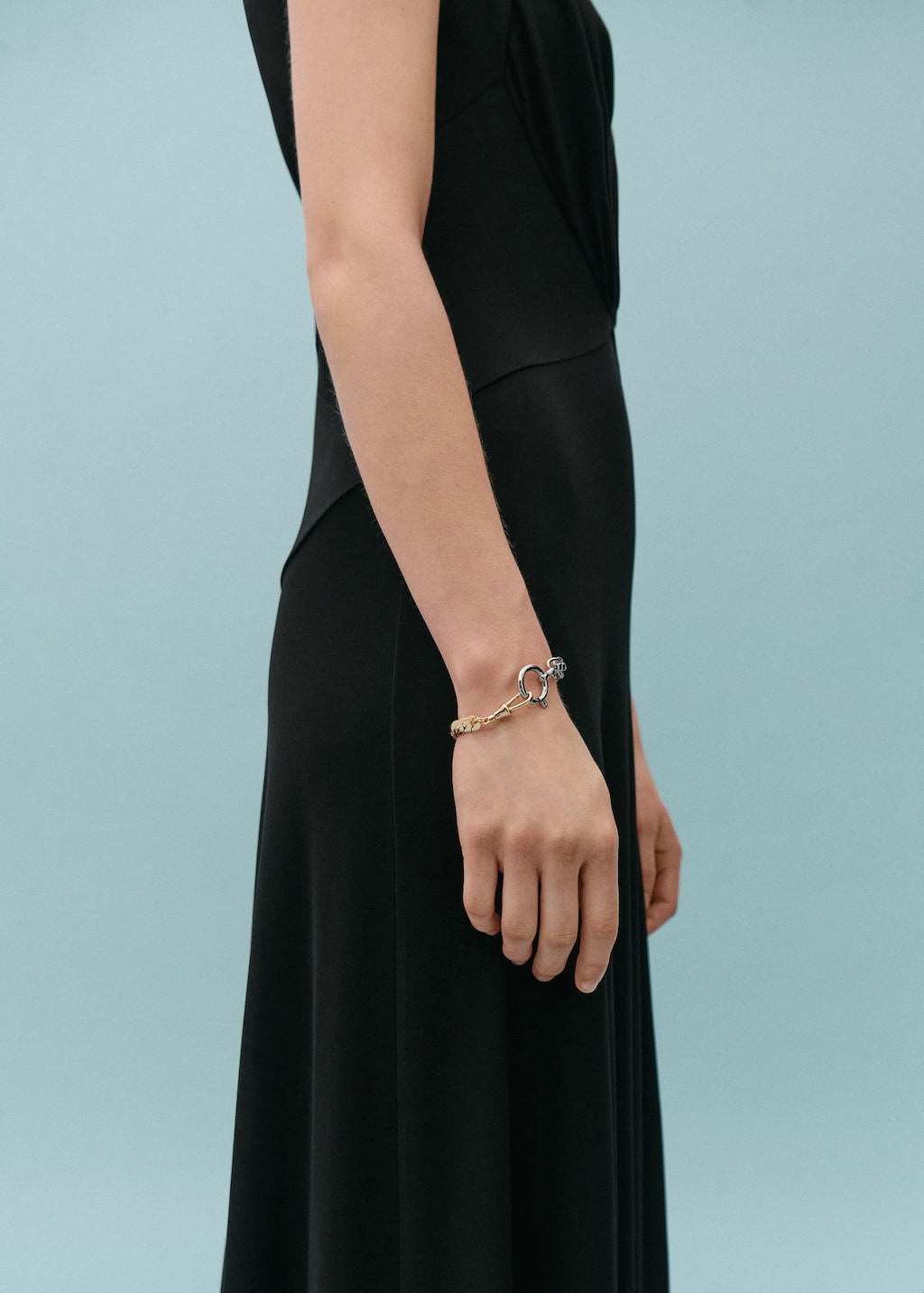 Combined chain bracelet