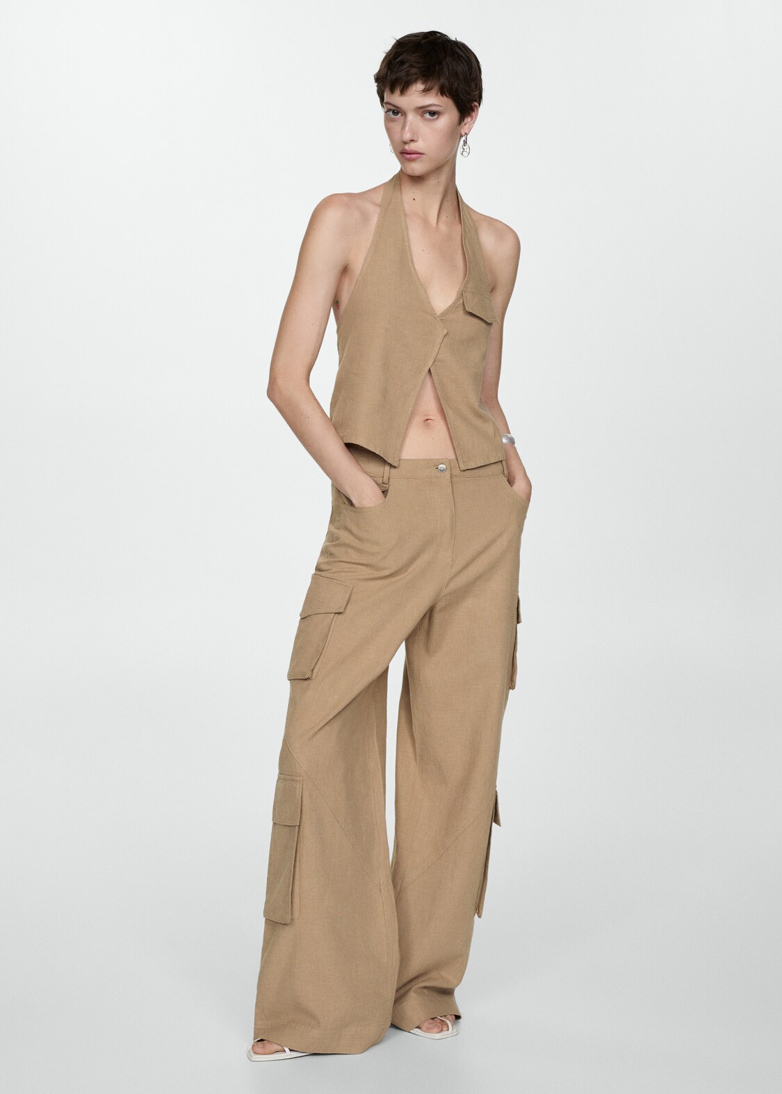 Pocket halter-neck top - Women | MANGO USA