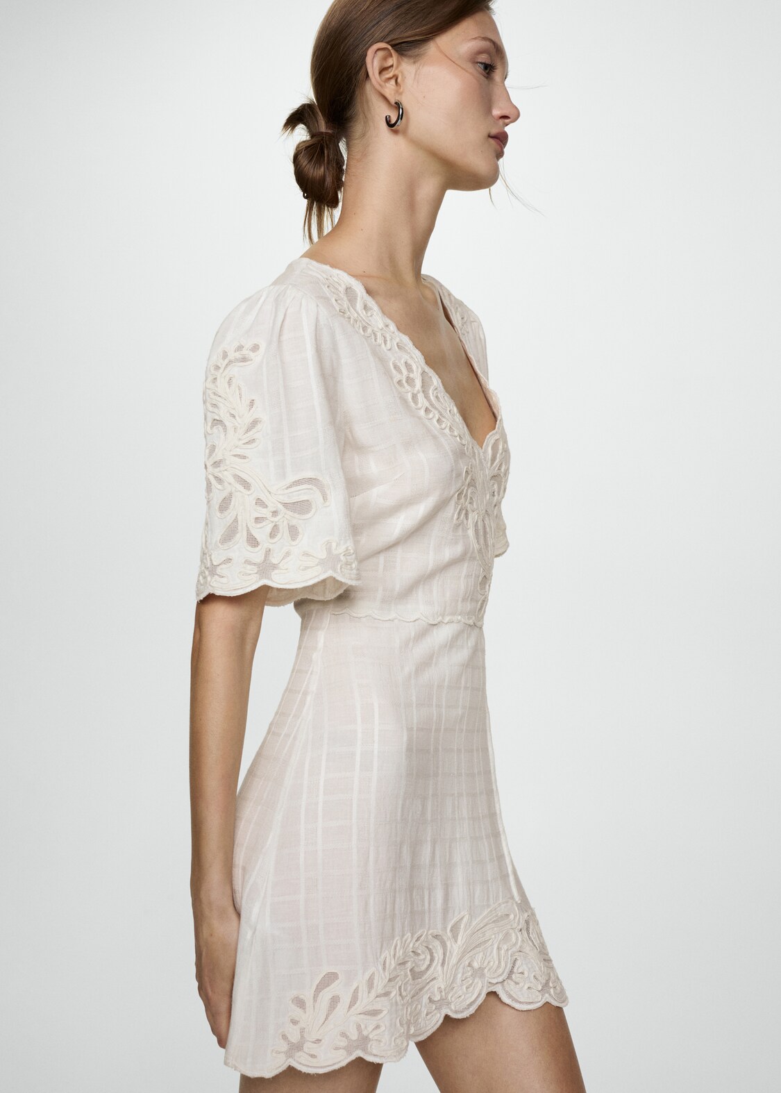 Embroidered short dress - Women | MANGO USA